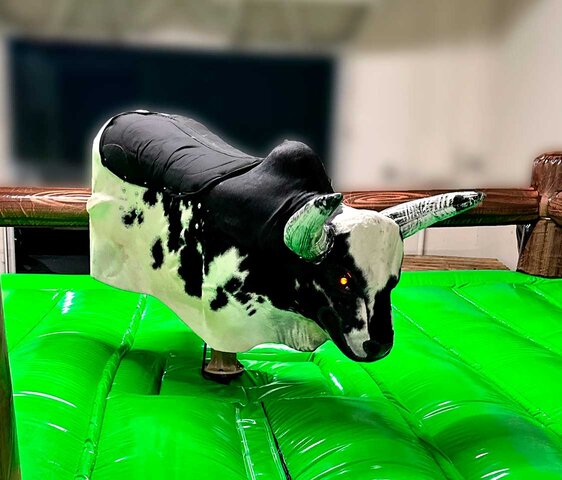 Best Mechanical Bull Rental in Fort Lauderdale | BounceHouseBroward.com