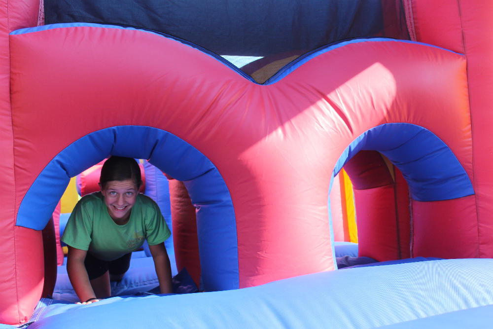 All Summer Long - bounce house rentals and slides for parties in BAYTOWN
