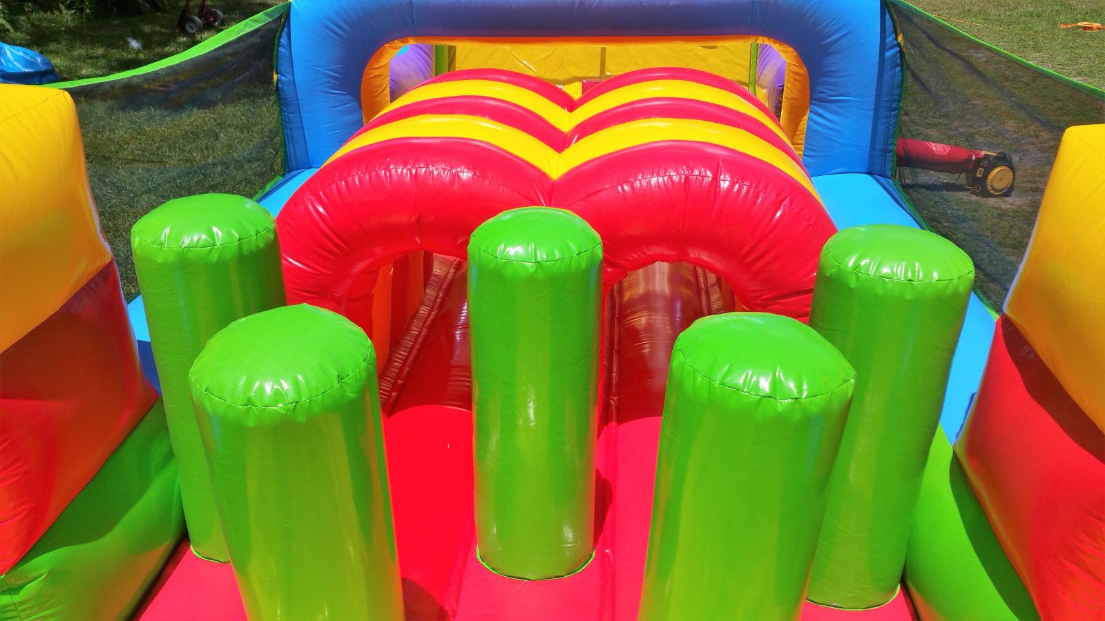 30ft Retro Obstacle Course Bounce House Tampa | Bounce A Lot ...