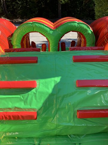 100FT JURASSIC PARK DINOSAUR OBSTACLE COURSE WET/DRY | Bouncer World SC ...