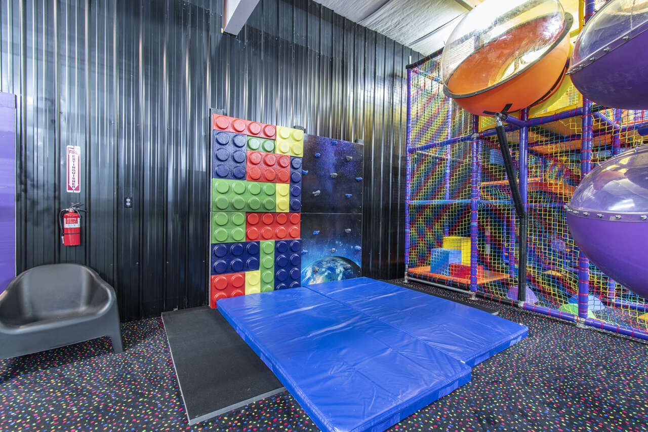 Photo Gallery | Confetti Fun Center