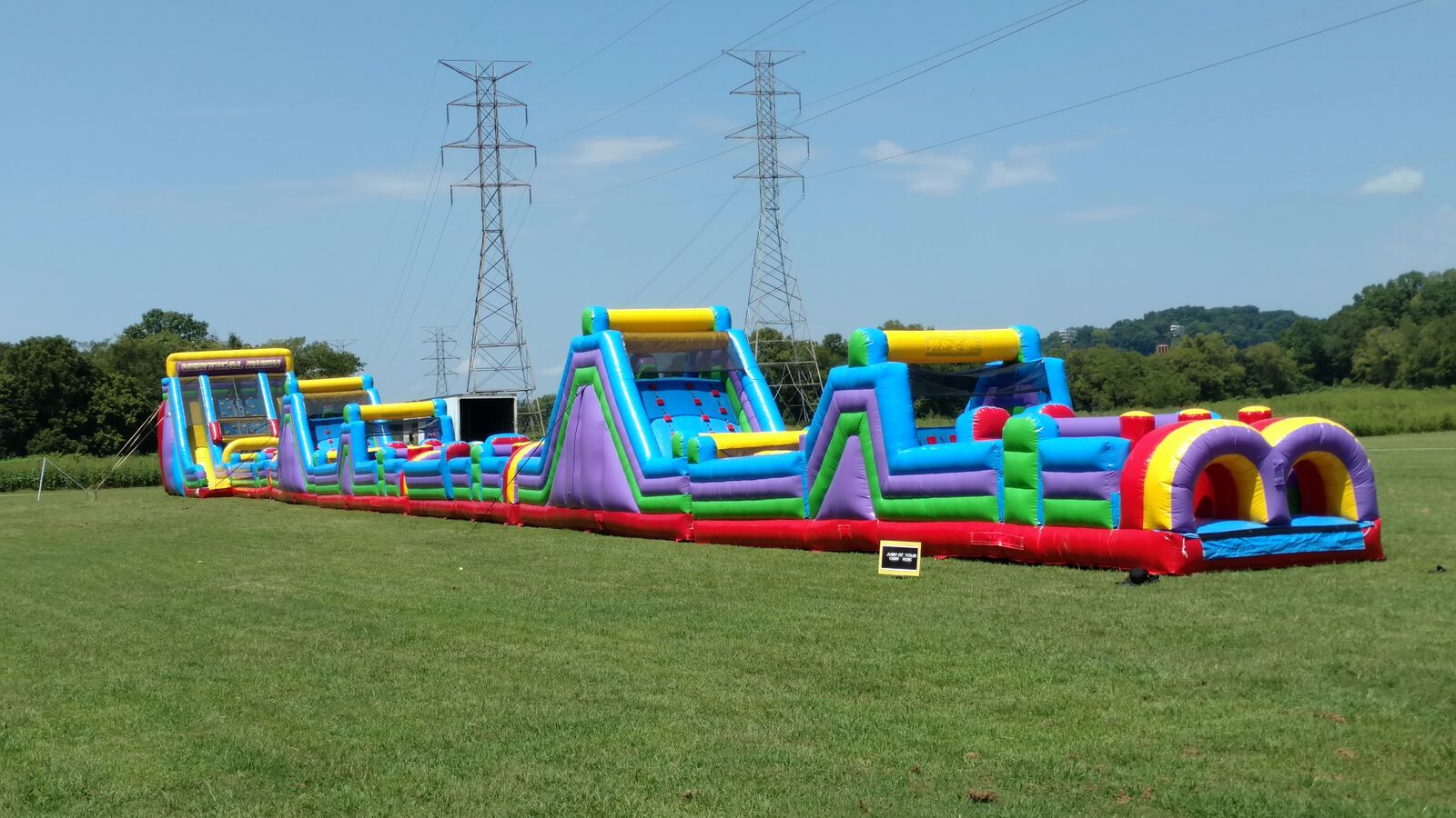 VERTICAL RUSH 228 FOOT OBSTACLE COURSE | JUMP JUMP BOUNCE