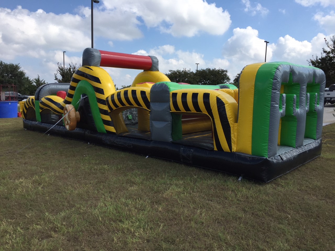 40ft Caustic Obstacle Course | Bounce E Bounce - Lafayette, LA