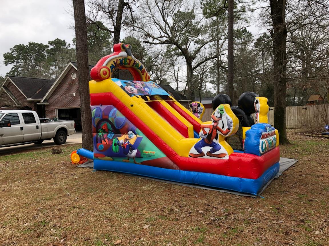 Toddler Mickey/Minnie Mouse bounce with water slide, Party Rentals