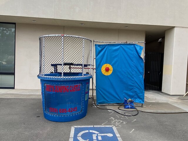 DUNK TANK | Joey’s Jumping Castle