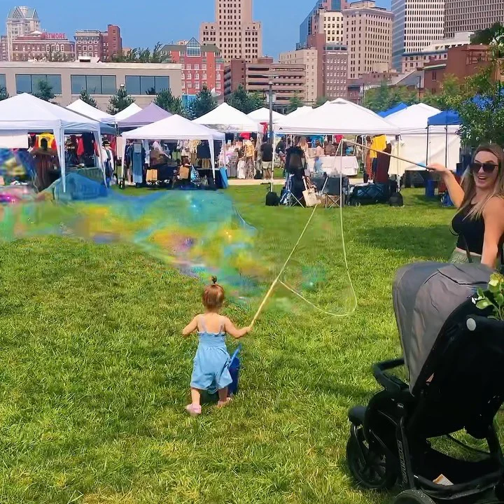 Mik's Mega Bubbles: Blow Away Everyone with Giant Bubbles! – Mik's Mega ...