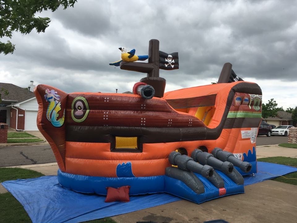 Inflatable Water Slide and Inflatable bounce house pictures