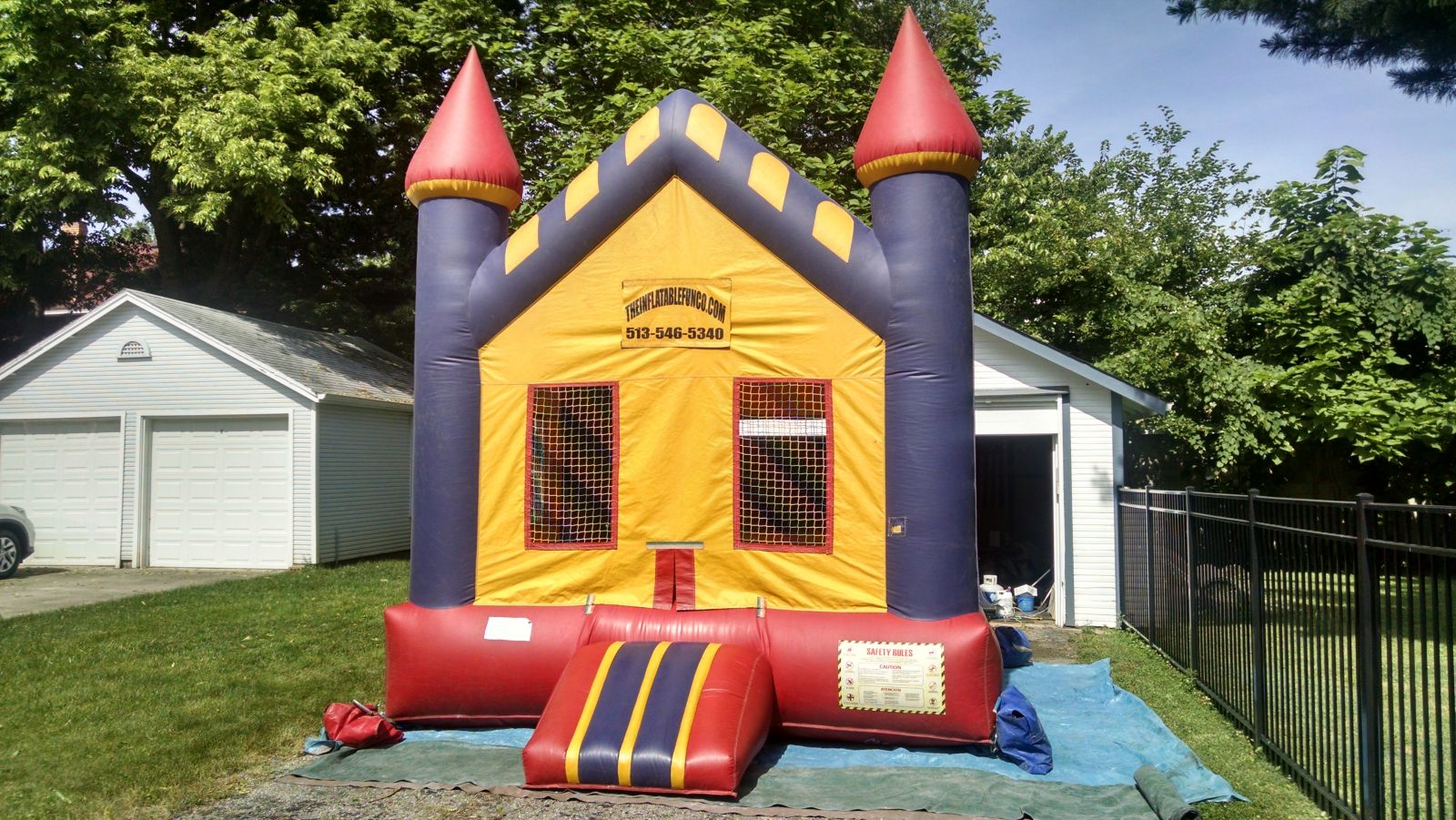 Castle Bounce Rentals | Renting a Castle Themed Bounce House | The ...